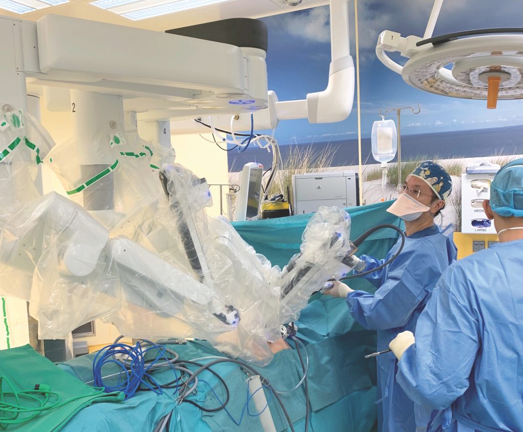 Colorectal Cancer Treatment Gets a (Robotic) Helping Hand | Mount ...
